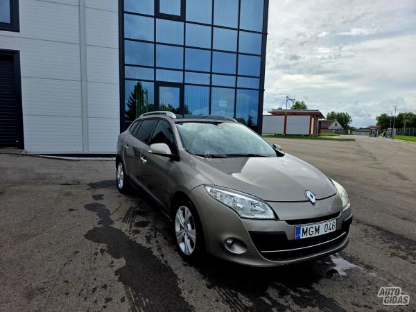 Renault Megane 2011 Kretinga vietnē Pelēks Renault Megane 2011 Kretinga, ar dzinēja tilpumu 1.50 L un nobraukumu 285 tūkst. km par 2550 €, foto 7 vietnē AUTOMOTO.COM.LV