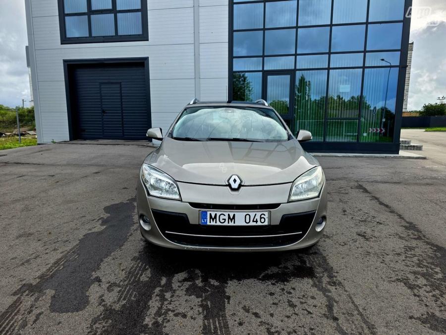 Pelēks Renault Megane 2011 Kretinga, ar dzinēja tilpumu 1.50 L un nobraukumu 285 tūkst. km par 2550 €, foto 8 vietnē AUTOMOTO.COM.LV