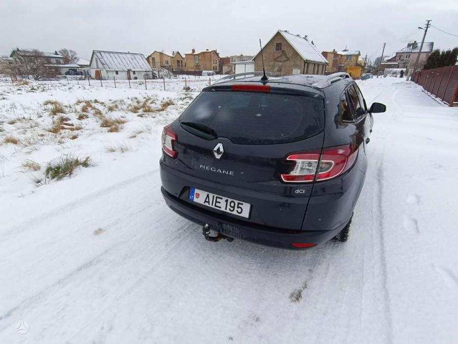Pelēks Renault Megane 2012 Panevēža, ar dzinēja tilpumu 1.46 L un nobraukumu 250 tūkst. km par 2900 €, foto 6 vietnē AUTOMOTO.COM.LV