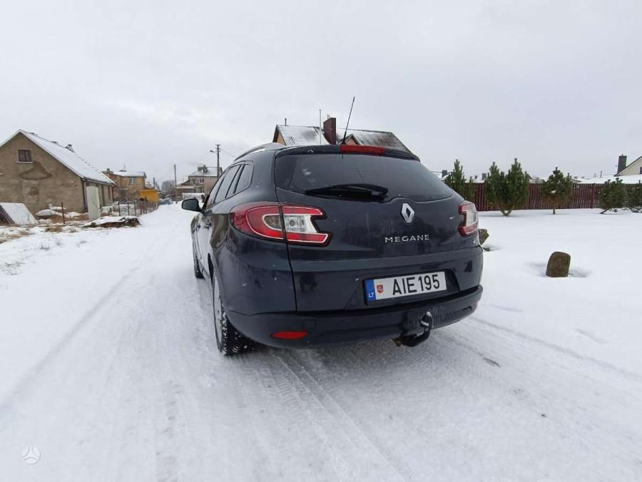 Pelēks Renault Megane 2012 Panevēža, ar dzinēja tilpumu 1.46 L un nobraukumu 250 tūkst. km par 2900 €, foto 7 vietnē AUTOMOTO.COM.LV