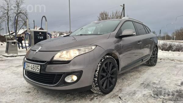 Pelēks Renault Megane 2012 Daugavpils, ar dzinēja tilpumu 1.50 L un nobraukumu 267 tūkst. km par 2650 €, foto 3 vietnē AUTOMOTO.COM.LV