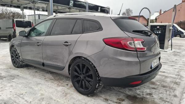 Pelēks Renault Megane 2012 Daugavpils, ar dzinēja tilpumu 1.50 L un nobraukumu 267 tūkst. km par 2650 €, foto 6 vietnē AUTOMOTO.COM.LV