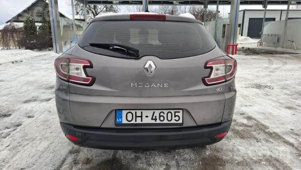 Pelēks Renault Megane 2012 Daugavpils, ar dzinēja tilpumu 1.50 L un nobraukumu 267 tūkst. km par 2650 €, foto 7 vietnē AUTOMOTO.COM.LV