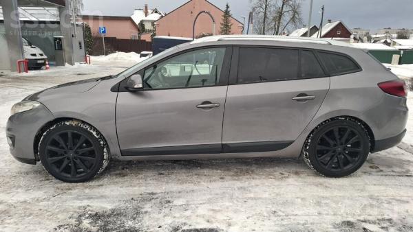 Pelēks Renault Megane 2012 Daugavpils, ar dzinēja tilpumu 1.50 L un nobraukumu 267 tūkst. km par 2650 €, foto 10 vietnē AUTOMOTO.COM.LV