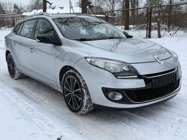 Grey Renault Megane 2012 in Kaunas, with an engine capacity of 1.50 L and mileage of 224 thousand km for 4000 €, photo 4 on AUTOMOTO.COM.LV