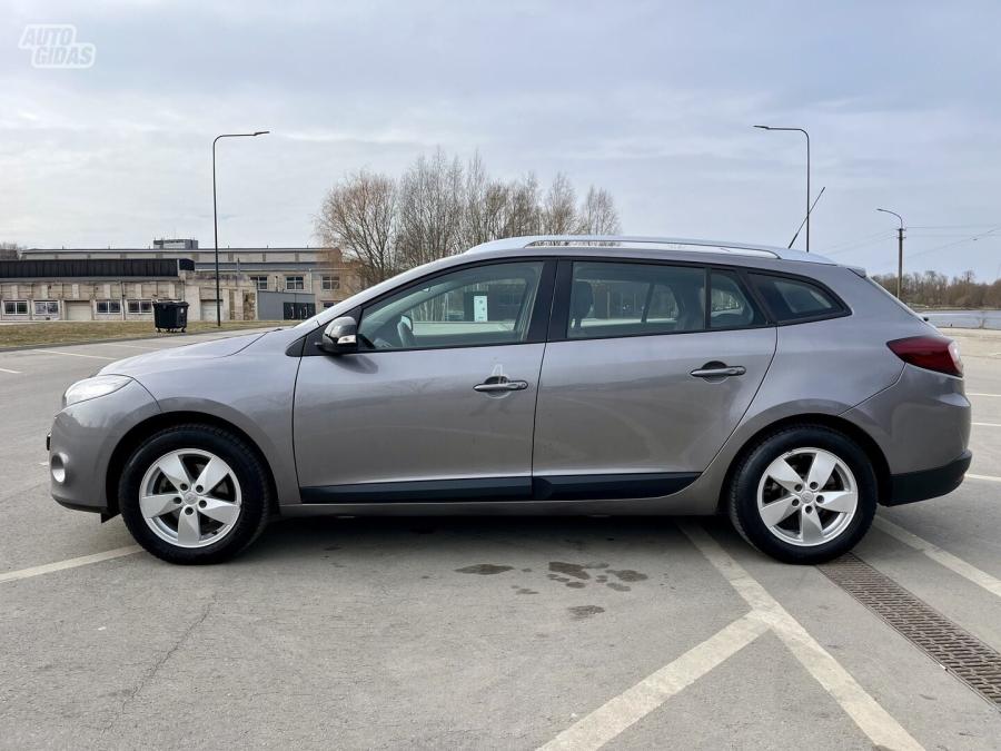 Grey Renault Megane 2012 in Siauliai, with an engine capacity of 1.50 L and mileage of 214 thousand km for 3700 €, photo 6 on AUTOMOTO.COM.LV