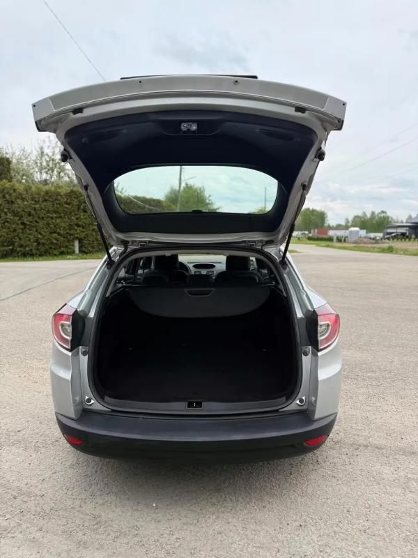 Pelēks Renault Megane 2012 Rīga, ar dzinēja tilpumu 1.50 L un nobraukumu 245 tūkst. km par 2800 €, foto 9 vietnē AUTOMOTO.COM.LV