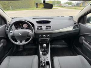 Grey Renault Megane 2012 in Riga, with an engine capacity of 1.50 L and mileage of 245 thousand km for 2800 €, photo 11 on AUTOMOTO.COM.LV