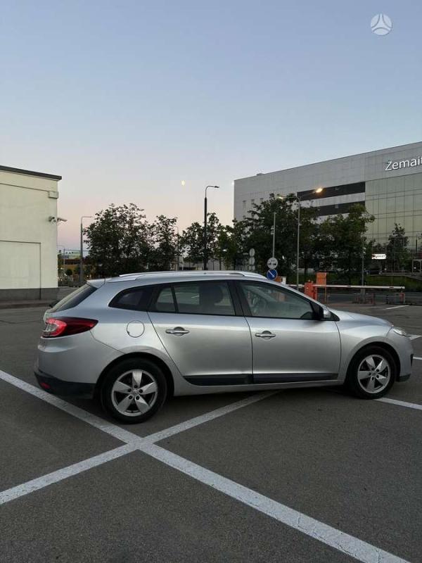 Pelēks Renault Megane 2012 Viļņa, ar dzinēja tilpumu 1.46 L un nobraukumu 249 tūkst. km par 3200 €, foto 2 vietnē AUTOMOTO.COM.LV