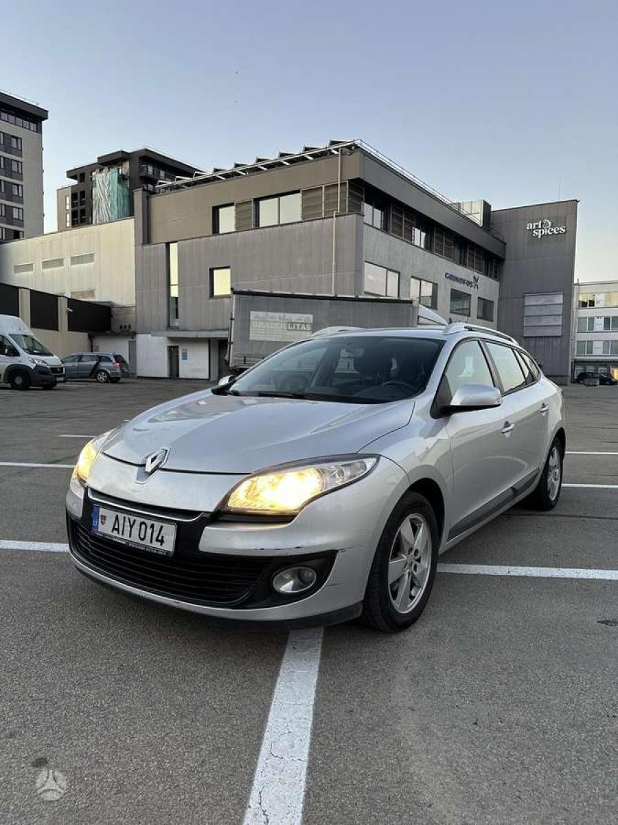 Pelēks Renault Megane 2012 Viļņa, ar dzinēja tilpumu 1.46 L un nobraukumu 249 tūkst. km par 3200 €, foto 6 vietnē AUTOMOTO.COM.LV