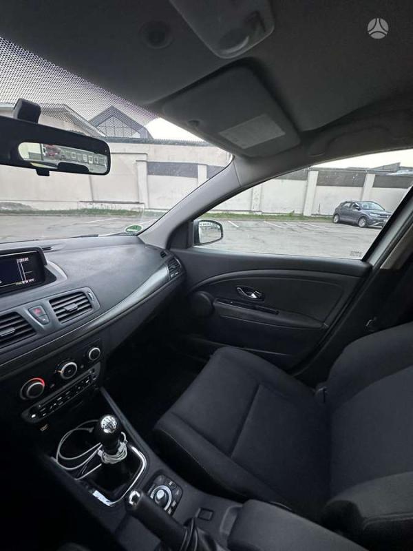 Pelēks Renault Megane 2012 Viļņa, ar dzinēja tilpumu 1.46 L un nobraukumu 249 tūkst. km par 3200 €, foto 6 vietnē AUTOMOTO.COM.LV