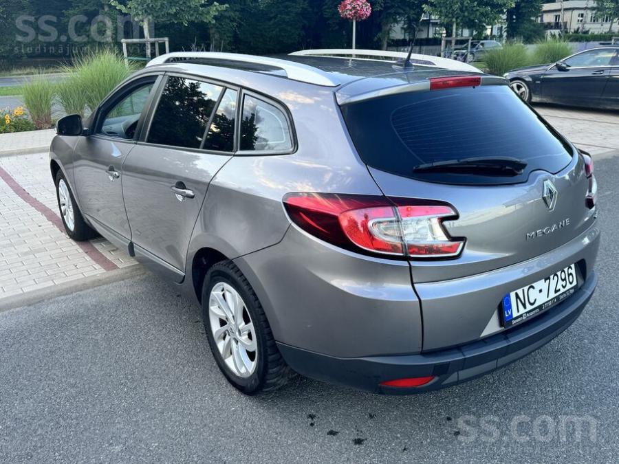 Pelēks Renault Megane 2012 Rīga, ar dzinēja tilpumu 1.50 L un nobraukumu 370 tūkst. km par 2650 €, foto 5 vietnē AUTOMOTO.COM.LV