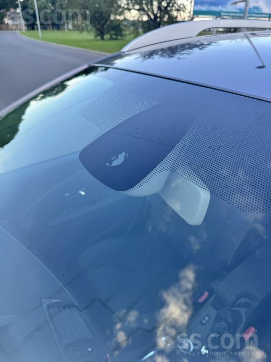 Pelēks Renault Megane 2012 Rīga, ar dzinēja tilpumu 1.50 L un nobraukumu 370 tūkst. km par 2650 €, foto 11 vietnē AUTOMOTO.COM.LV