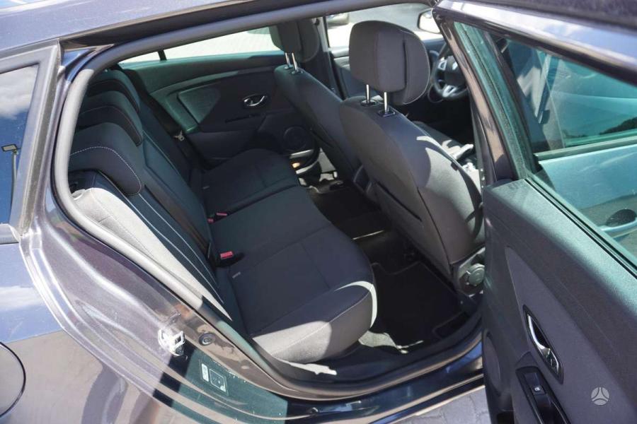 Grey Renault Megane 2012 in Klaipeda, with an engine capacity of 1.46 L and mileage of 164 thousand km for 3100 €, photo 12 on AUTOMOTO.COM.LV