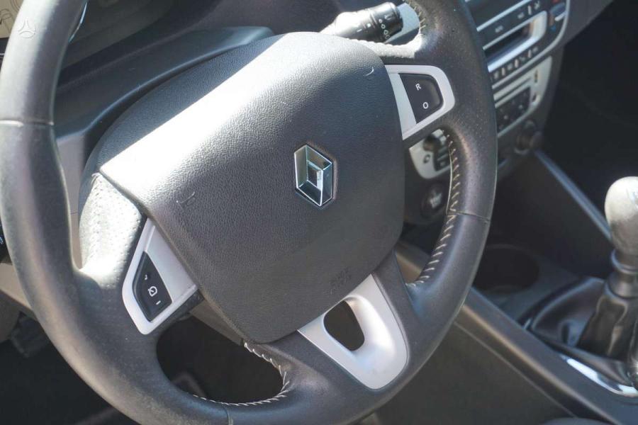 Grey Renault Megane 2012 in Klaipeda, with an engine capacity of 1.46 L and mileage of 164 thousand km for 3100 €, photo 17 on AUTOMOTO.COM.LV