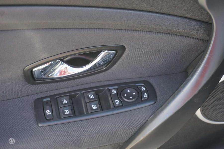 Grey Renault Megane 2012 in Klaipeda, with an engine capacity of 1.46 L and mileage of 164 thousand km for 3100 €, photo 23 on AUTOMOTO.COM.LV