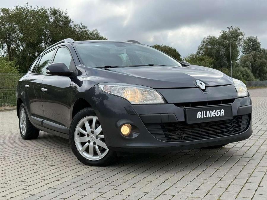 Grey Renault Megane 2012 in Marijampole, with an engine capacity of 1.50 L and mileage of 233 thousand km for 3000 €, photo 3 on AUTOMOTO.COM.LV