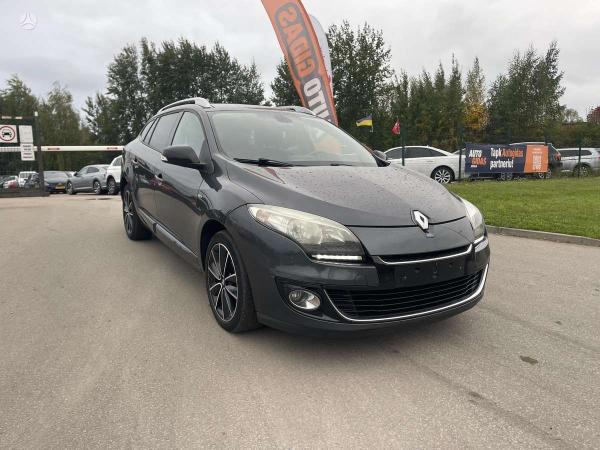 Grey Renault Megane 2012 in Kaunas, with an engine capacity of 1.46 L and mileage of 227 thousand km for 3450 €, photo 7 on AUTOMOTO.COM.LV