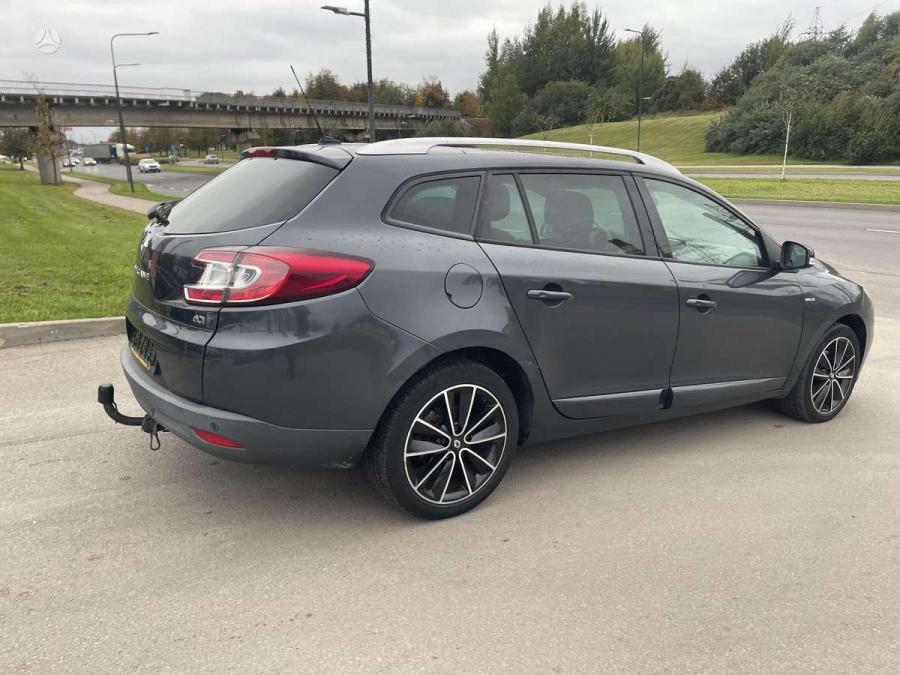 Grey Renault Megane 2012 in Kaunas, with an engine capacity of 1.46 L and mileage of 227 thousand km for 3450 €, photo 11 on AUTOMOTO.COM.LV