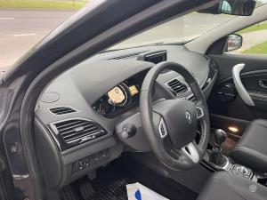 Grey Renault Megane 2012 in Kaunas, with an engine capacity of 1.46 L and mileage of 227 thousand km for 3450 €, photo 19 on AUTOMOTO.COM.LV