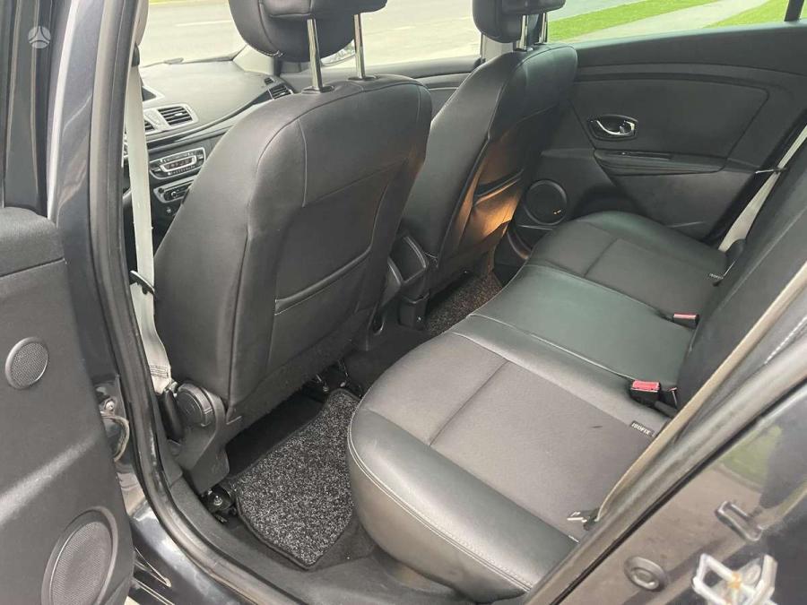 Grey Renault Megane 2012 in Kaunas, with an engine capacity of 1.46 L and mileage of 227 thousand km for 3450 €, photo 25 on AUTOMOTO.COM.LV