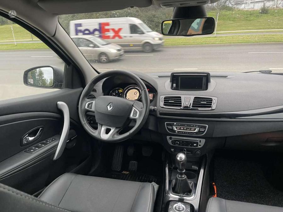 Grey Renault Megane 2012 in Kaunas, with an engine capacity of 1.46 L and mileage of 227 thousand km for 3450 €, photo 26 on AUTOMOTO.COM.LV