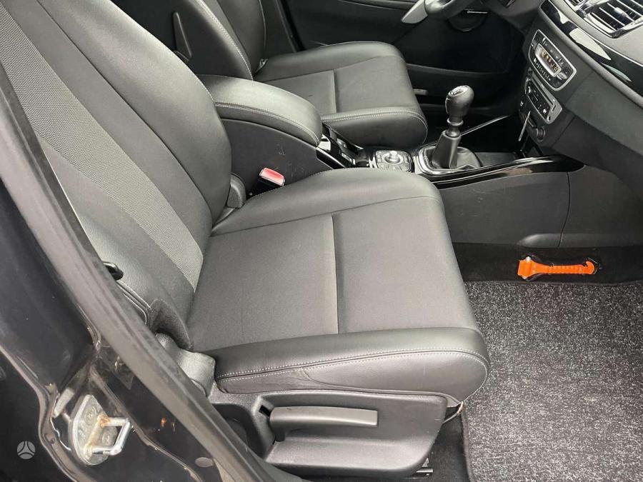 Grey Renault Megane 2012 in Kaunas, with an engine capacity of 1.46 L and mileage of 227 thousand km for 3450 €, photo 28 on AUTOMOTO.COM.LV