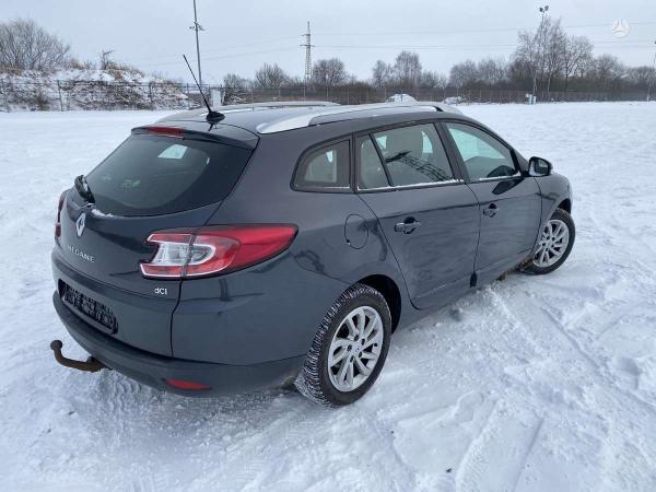 Pelēks Renault Megane 2013 Marijampole, ar dzinēja tilpumu 1.46 L un nobraukumu 275 tūkst. km par 3800 €, foto 4 vietnē AUTOMOTO.COM.LV