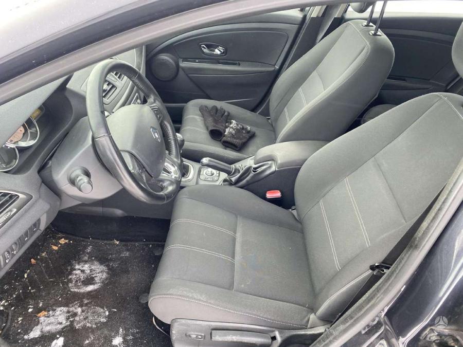 Pelēks Renault Megane 2013 Marijampole, ar dzinēja tilpumu 1.46 L un nobraukumu 275 tūkst. km par 3800 €, foto 11 vietnē AUTOMOTO.COM.LV