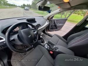 Pelēks Renault Megane 2013 Rīga, ar dzinēja tilpumu 1.50 L un nobraukumu 318 tūkst. km par 3200 €, foto 4 vietnē AUTOMOTO.COM.LV