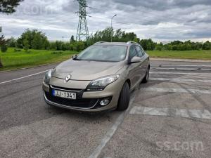 Серый Рено Меган 2013 в Рига, объемом двигателя 1.50 л и пробегом 318 тыс. км за 2000 €, фото 1 на AUTOMOTO.COM.LV