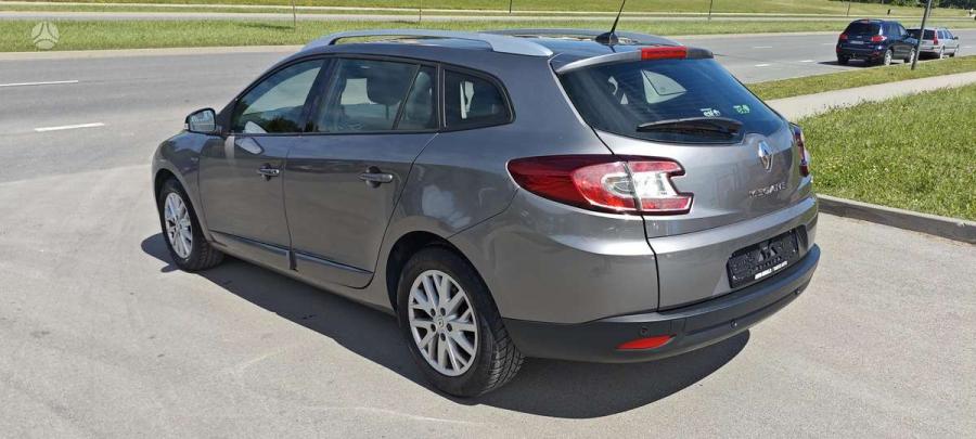 Pelēks Renault Megane 2013 Kauņa, ar dzinēja tilpumu 1.46 L un nobraukumu 243 tūkst. km par 4299 €, foto 4 vietnē AUTOMOTO.COM.LV