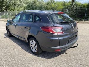 Grey Renault Megane 2013 in Marijampole, with an engine capacity of 1.46 L and mileage of 275 thousand km for 3500 €, photo 5 on AUTOMOTO.COM.LV