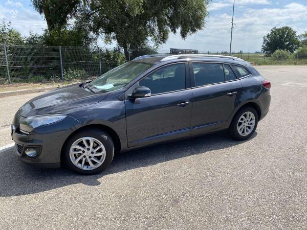 Grey Renault Megane 2013 in Marijampole, with an engine capacity of 1.46 L and mileage of 275 thousand km for 3500 €, photo 5 on AUTOMOTO.COM.LV
