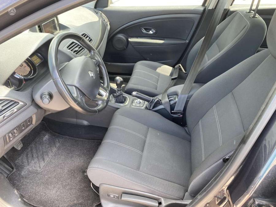 Grey Renault Megane 2013 in Marijampole, with an engine capacity of 1.46 L and mileage of 275 thousand km for 3500 €, photo 11 on AUTOMOTO.COM.LV