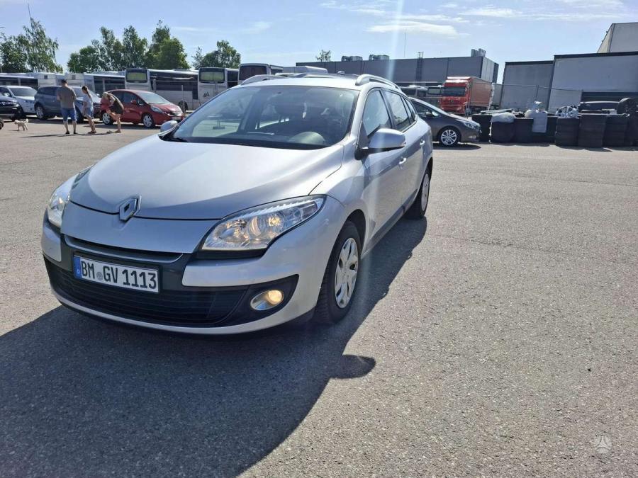 Pelēks Renault Megane 2013 Marijampole, ar dzinēja tilpumu 1.46 L un nobraukumu 256 tūkst. km par 3250 €, foto 3 vietnē AUTOMOTO.COM.LV