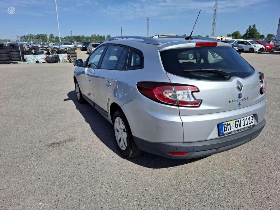 Pelēks Renault Megane 2013 Marijampole, ar dzinēja tilpumu 1.46 L un nobraukumu 256 tūkst. km par 3250 €, foto 8 vietnē AUTOMOTO.COM.LV