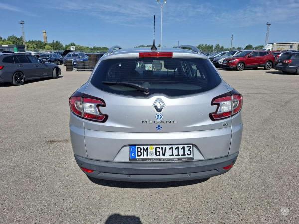 Pelēks Renault Megane 2013 Marijampole, ar dzinēja tilpumu 1.46 L un nobraukumu 256 tūkst. km par 3250 €, foto 8 vietnē AUTOMOTO.COM.LV