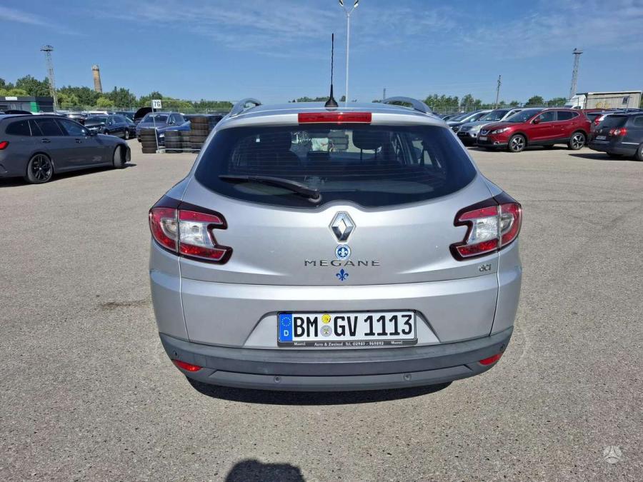 Pelēks Renault Megane 2013 Marijampole, ar dzinēja tilpumu 1.46 L un nobraukumu 256 tūkst. km par 3250 €, foto 9 vietnē AUTOMOTO.COM.LV