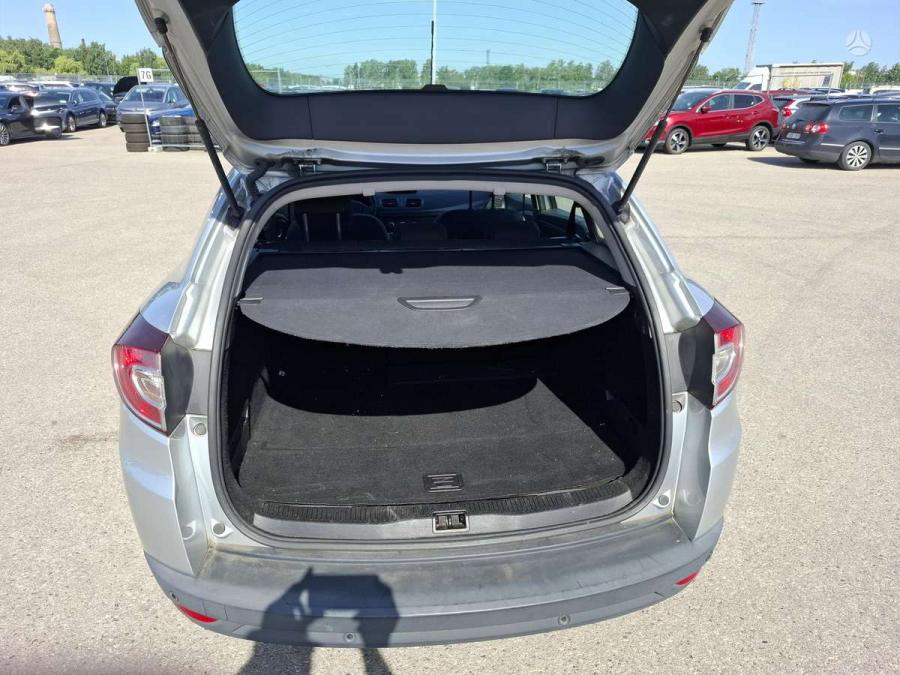 Pelēks Renault Megane 2013 Marijampole, ar dzinēja tilpumu 1.46 L un nobraukumu 256 tūkst. km par 3250 €, foto 12 vietnē AUTOMOTO.COM.LV