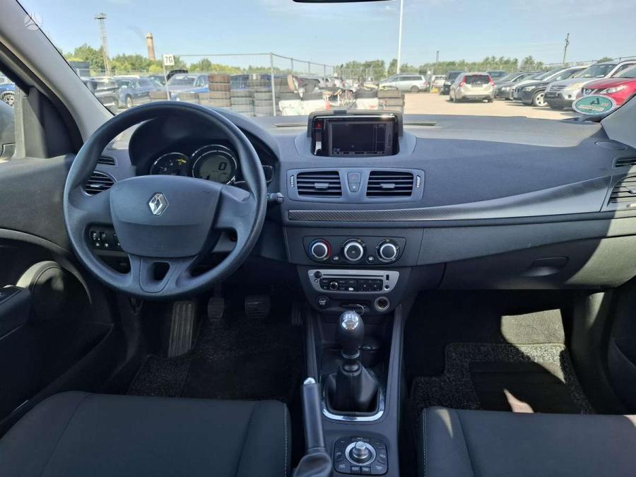 Pelēks Renault Megane 2013 Marijampole, ar dzinēja tilpumu 1.46 L un nobraukumu 256 tūkst. km par 3250 €, foto 15 vietnē AUTOMOTO.COM.LV