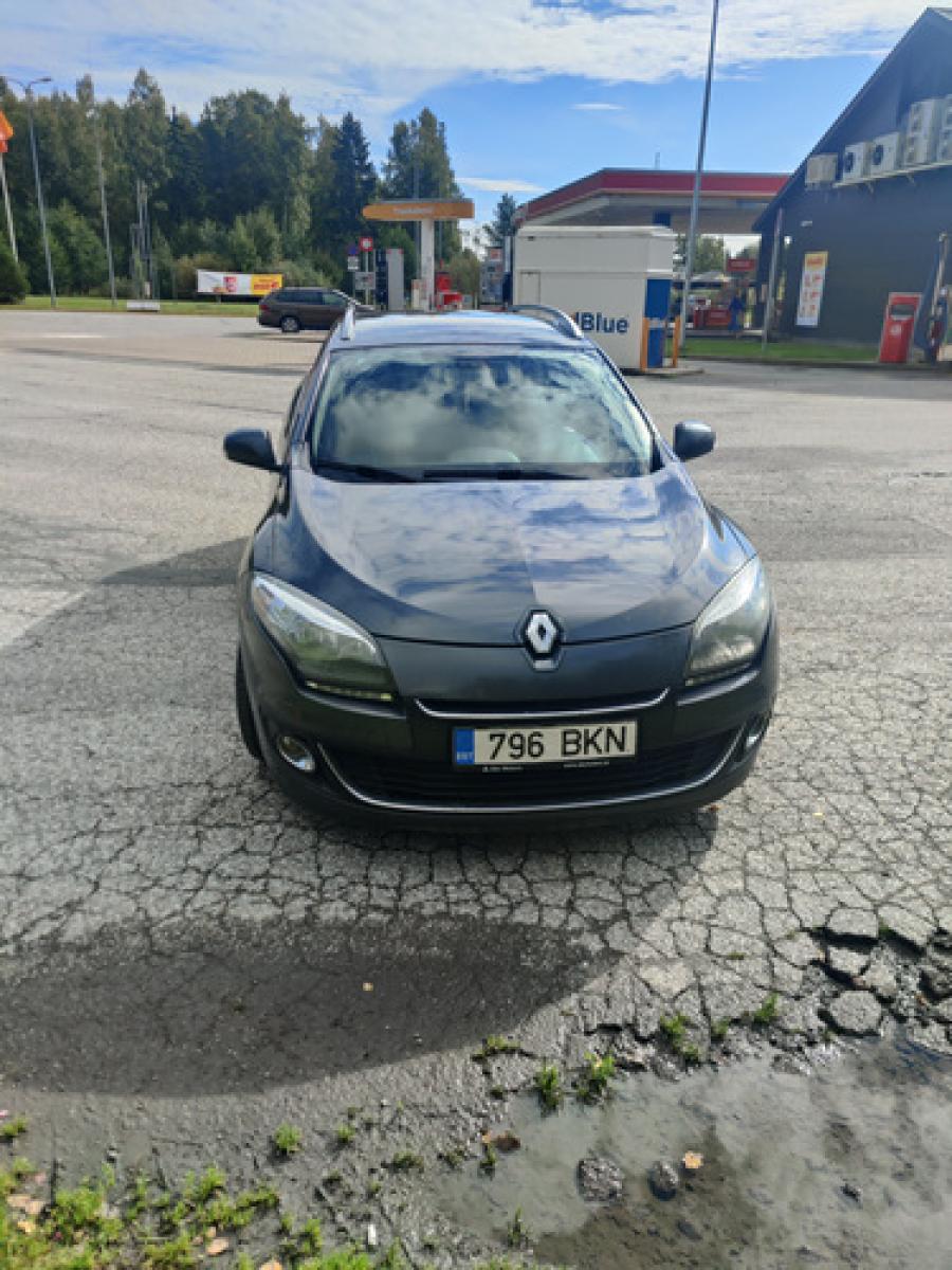 Pelēks Renault Megane 2013 Jegeva, ar dzinēja tilpumu 0.00 L un nobraukumu 250 tūkst. km par 3250 €, foto 3 vietnē AUTOMOTO.COM.LV