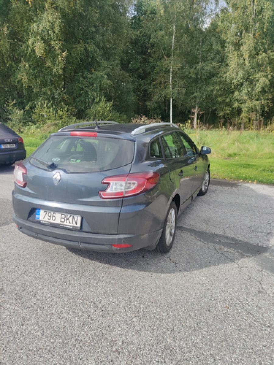 Pelēks Renault Megane 2013 Jegeva, ar dzinēja tilpumu 0.00 L un nobraukumu 250 tūkst. km par 3250 €, foto 4 vietnē AUTOMOTO.COM.LV