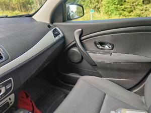 Pelēks Renault Megane 2013 Jegeva, ar dzinēja tilpumu 0.00 L un nobraukumu 250 tūkst. km par 3250 €, foto 9 vietnē AUTOMOTO.COM.LV
