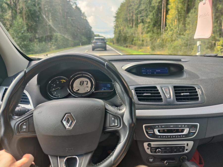 Pelēks Renault Megane 2013 Jegeva, ar dzinēja tilpumu 0.00 L un nobraukumu 250 tūkst. km par 3250 €, foto 19 vietnē AUTOMOTO.COM.LV