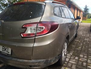 Pelēks Renault Megane 2013 Tiri, ar dzinēja tilpumu 0.00 L un nobraukumu 189 tūkst. km par 1100 €, foto 6 vietnē AUTOMOTO.COM.LV