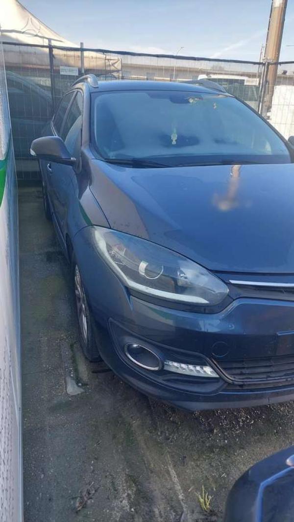 Pelēks Renault Megane 2014 Panevēža, ar dzinēja tilpumu 1.46 L un nobraukumu 303 tūkst. km par 3200 €, foto 2 vietnē AUTOMOTO.COM.LV