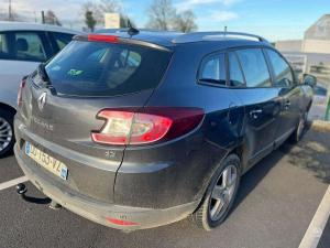 Pelēks Renault Megane 2014 Tauragė, ar dzinēja tilpumu 1.50 L un nobraukumu 197 tūkst. km par 4400 €, foto 4 vietnē AUTOMOTO.COM.LV
