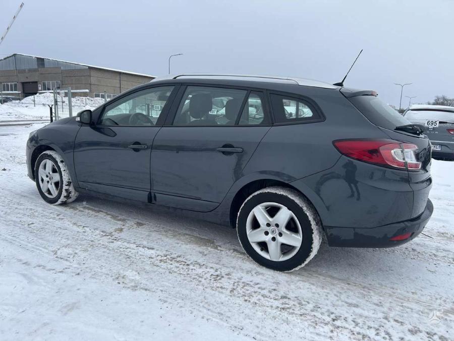 Grey Renault Megane 2014 in Taurage, with an engine capacity of 1.46 L and mileage of 197 thousand km for 4200 €, photo 5 on AUTOMOTO.COM.LV