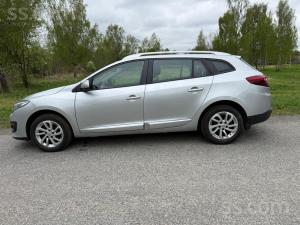 Pelēks Renault Megane 2014 Rīga, ar dzinēja tilpumu 1.50 L un nobraukumu 121 tūkst. km par 5500 €, foto 4 vietnē AUTOMOTO.COM.LV